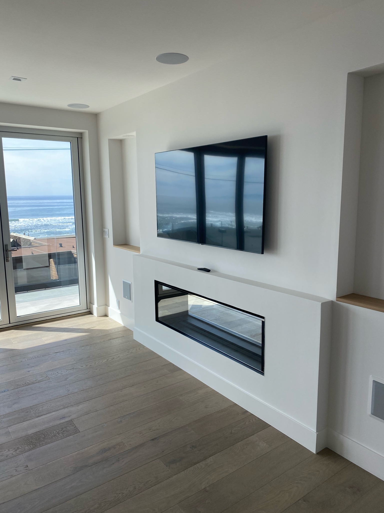 Home Theater Installation and HDTV Mounting and Setup